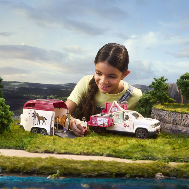 Mobile vet with trailer 42704 | Schleich USA Inc.
